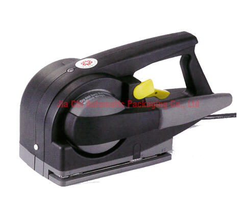 Portable strapping machine